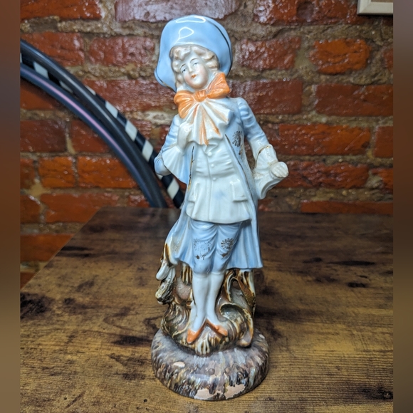 Vintage | Accents | Vintage Porcelain Rococo Style Statue | Poshmark